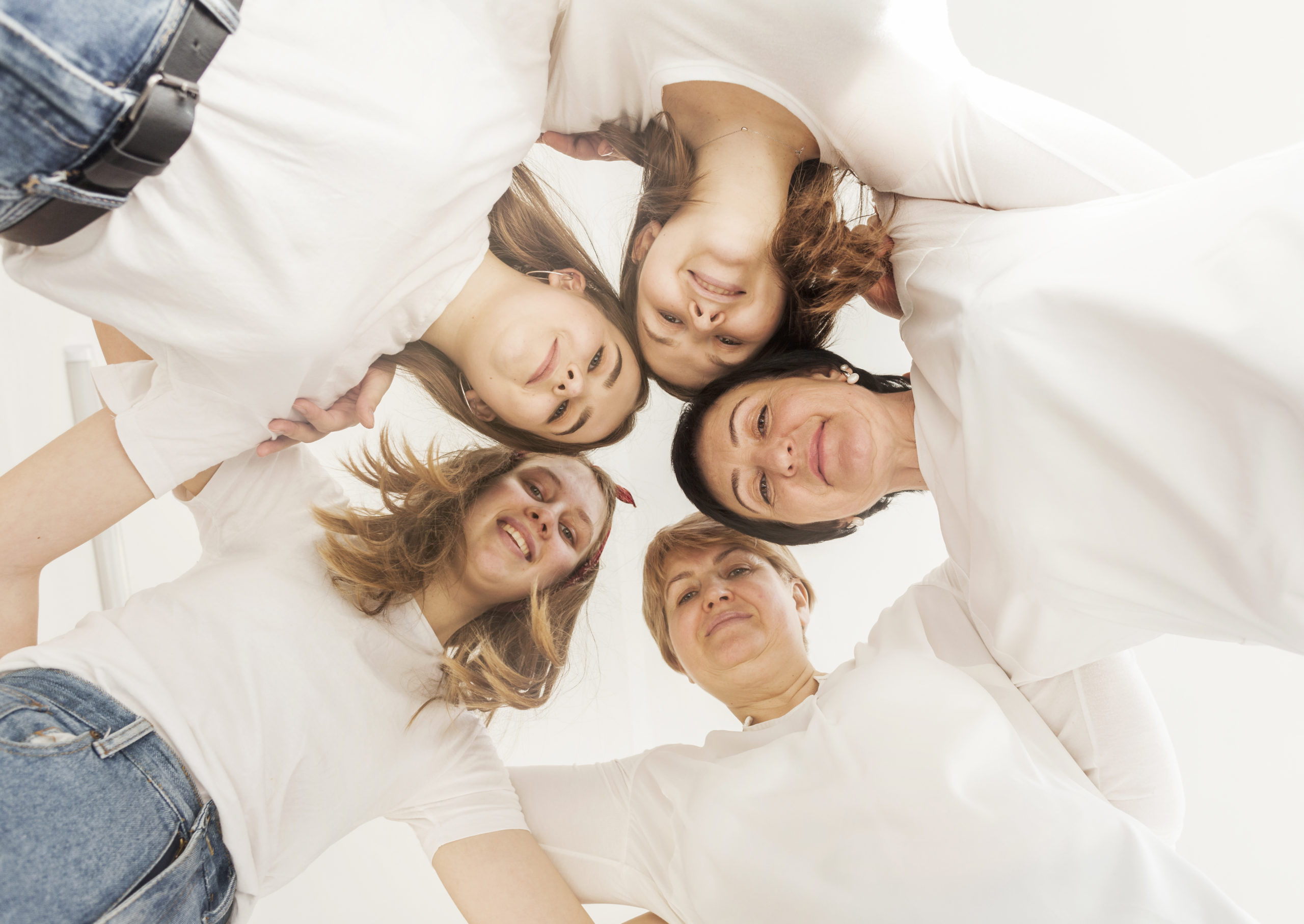 Mujeres empoderadas = líderes y agentes de cambio - ABC Revista